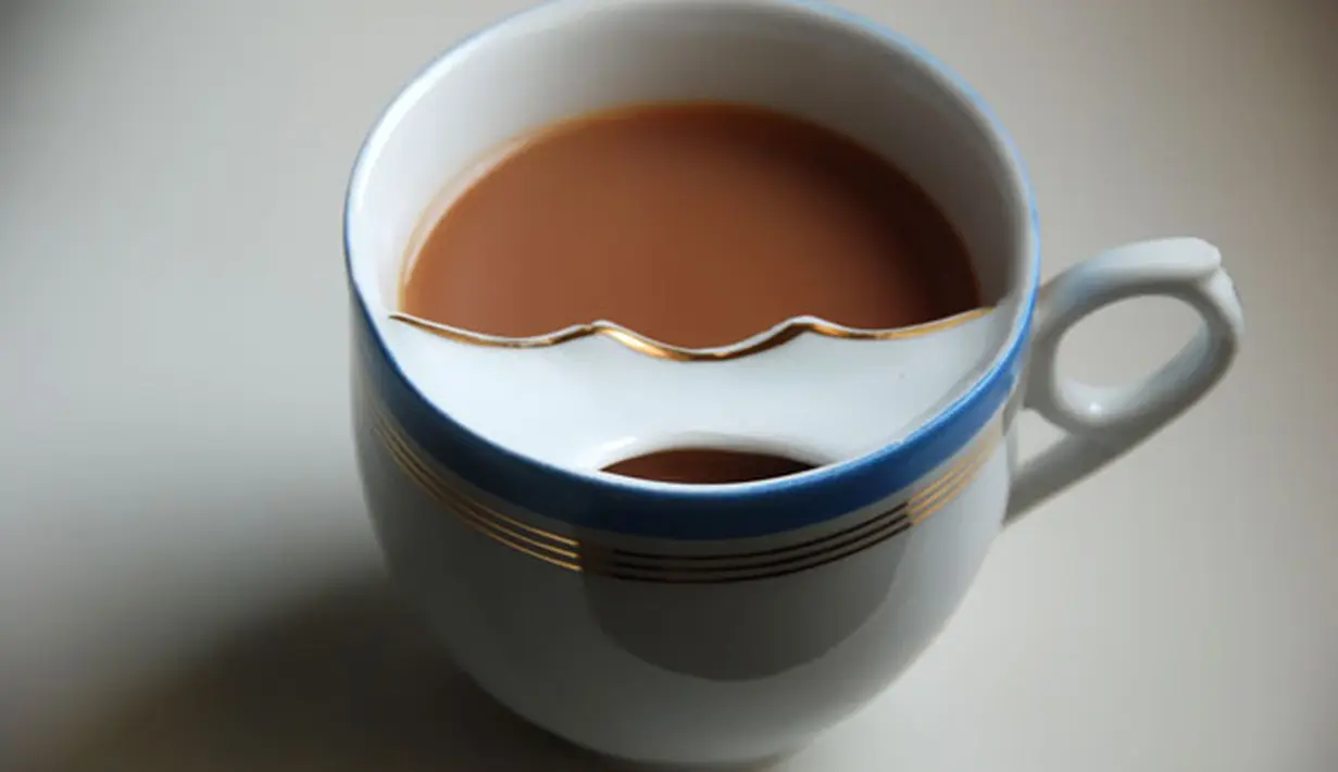 Mug-Mug Super Kreatif Yang Akan Membuat Anda Terbelalak - Photo Fimela.com