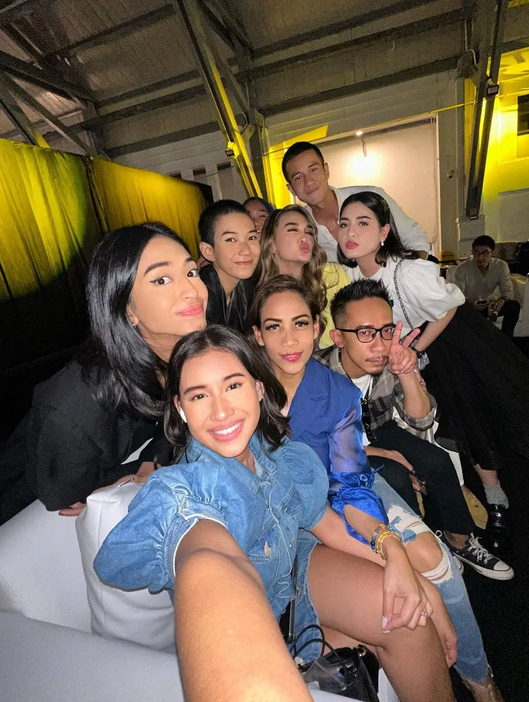 Pertama Potong Rambut Pendek, Potret Mamang Gandhi alias Aming dengan ...