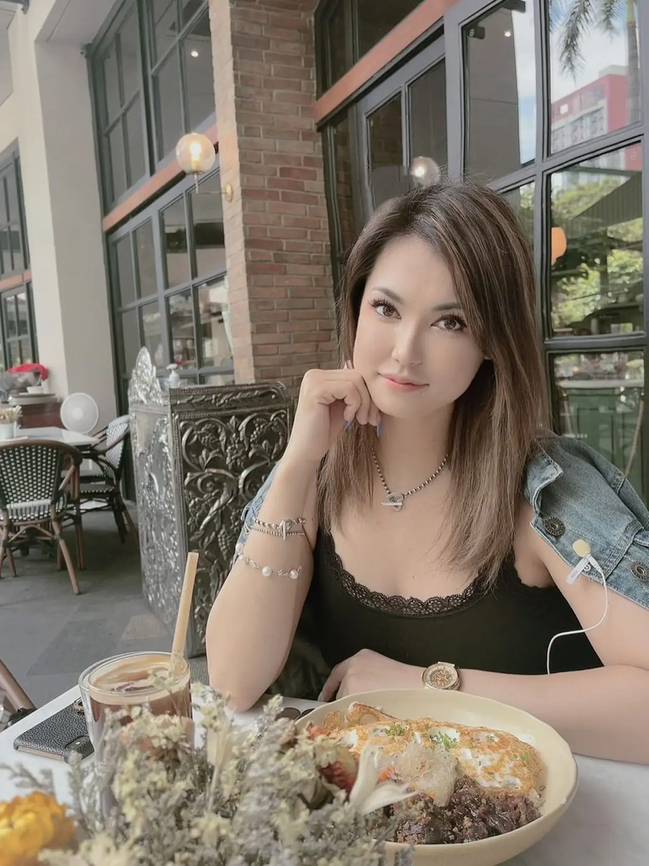 Ini Penyesalan Miyabi Ketika Jadi Bintang Film Dewasa, Kini Menjalani Hidup Lebih Positif ...