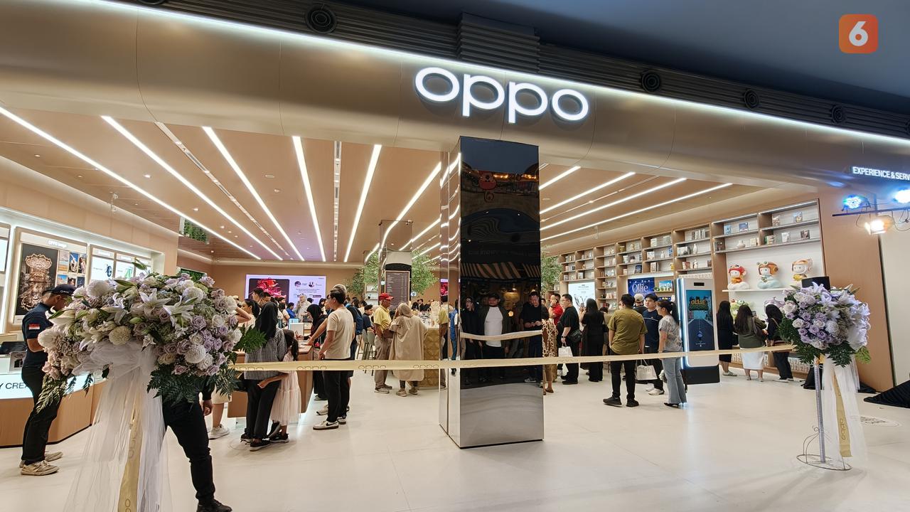 Oppo Flagship Store Gandaria City Dirombak Total, Ada Robot AI Bisa ...