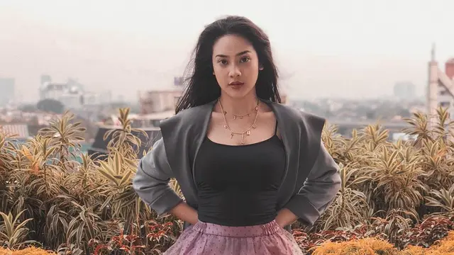 Anya Geraldine Pamer Pacar Baru? - ShowBiz Liputan6.com