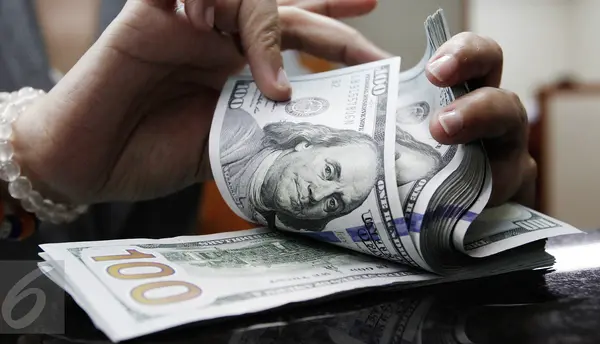 7 Potret Kumaila Hakimah Diduga Pacar Baru Coki Pardede - Hot Liputan6.com