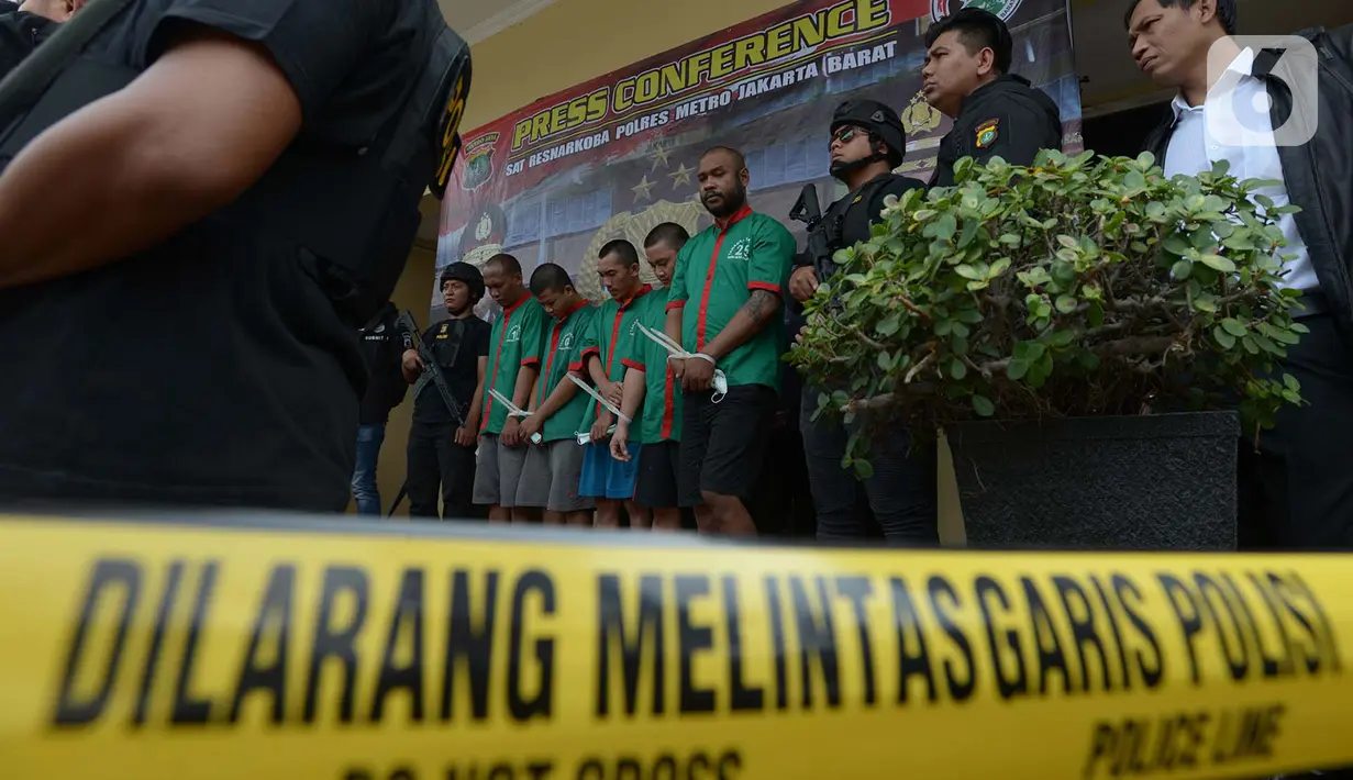 FOTO: 5 Pengedar Narkoba di Kampung Ambon Ditangkap - Foto Liputan6.com