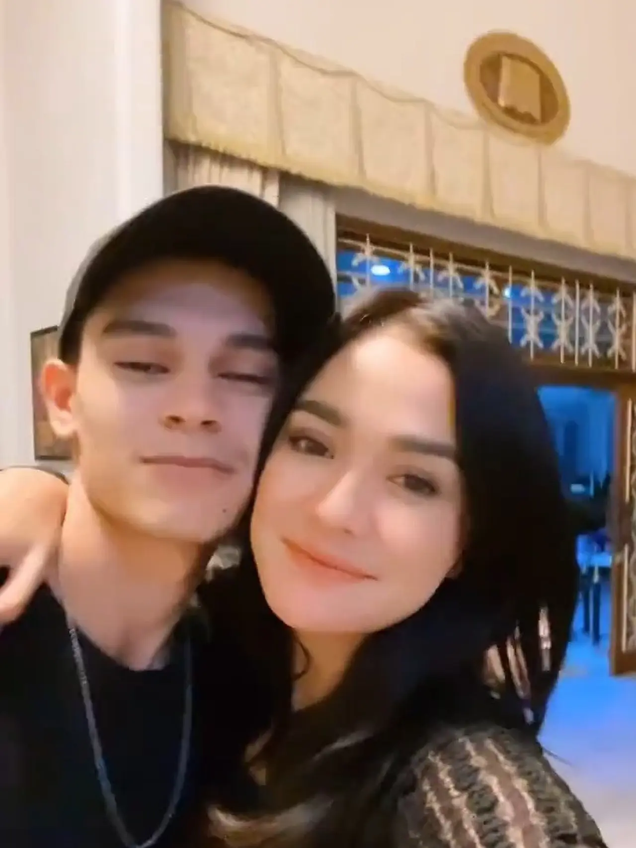 Ervan Tewas, Ini 6 Momen Toby Armstrong Syuting Terakhir Asmara 2 Dunia ...