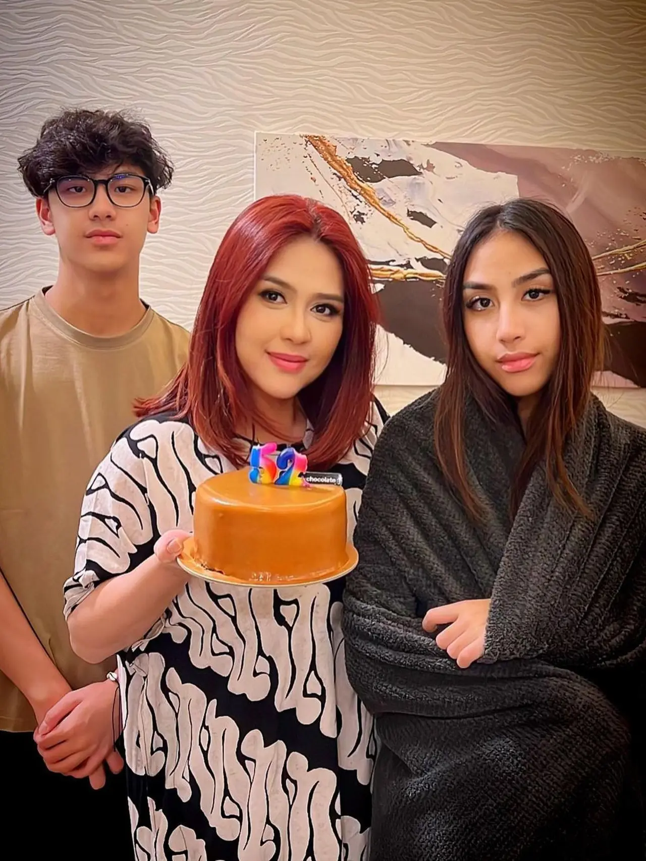 6 Potret Istri Gunawan Sudrajat di Usia 52 Tahun, Tampil Awet Muda ...