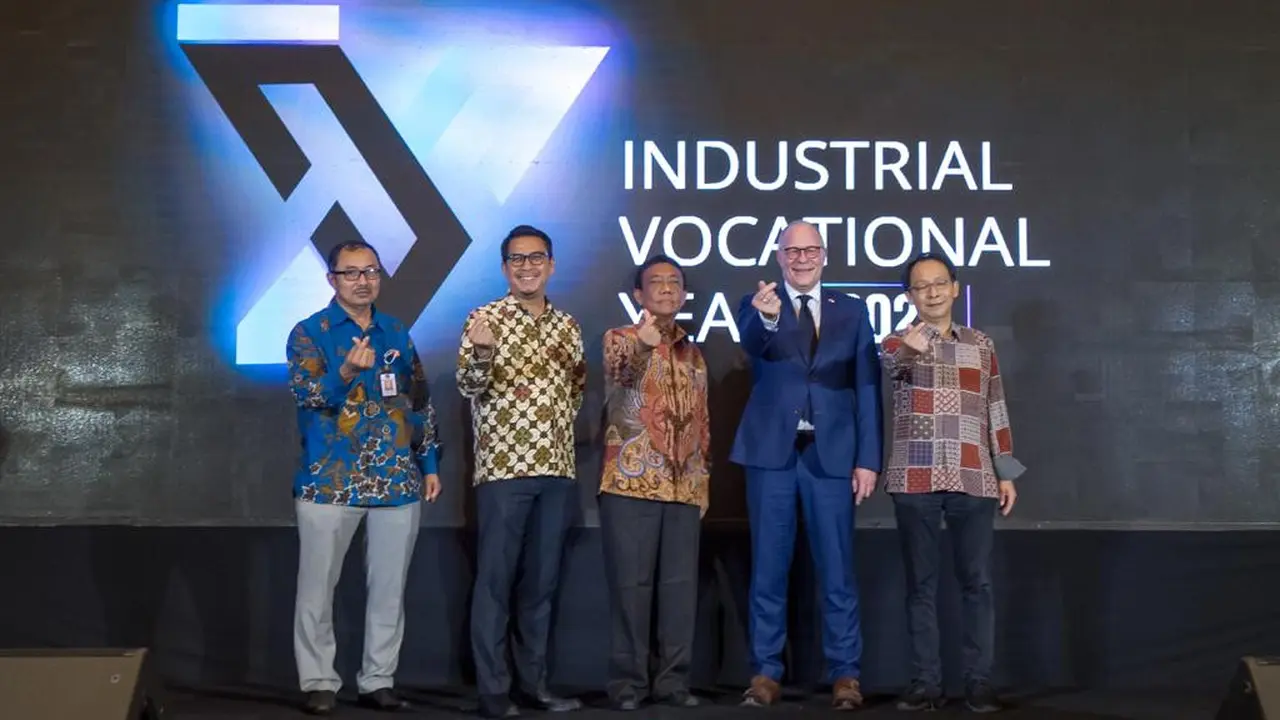 Kemenperin Telah Latih Vokasi Lebih dari 200 Ribu Orang - Bisnis ...