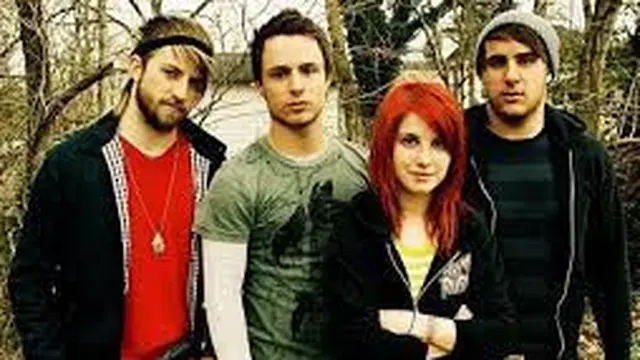 7 Foto Lawas Band Paramore Awal Berdiri Tahun 2004, Kini Diisukan Bubar - Hot Liputan6.com