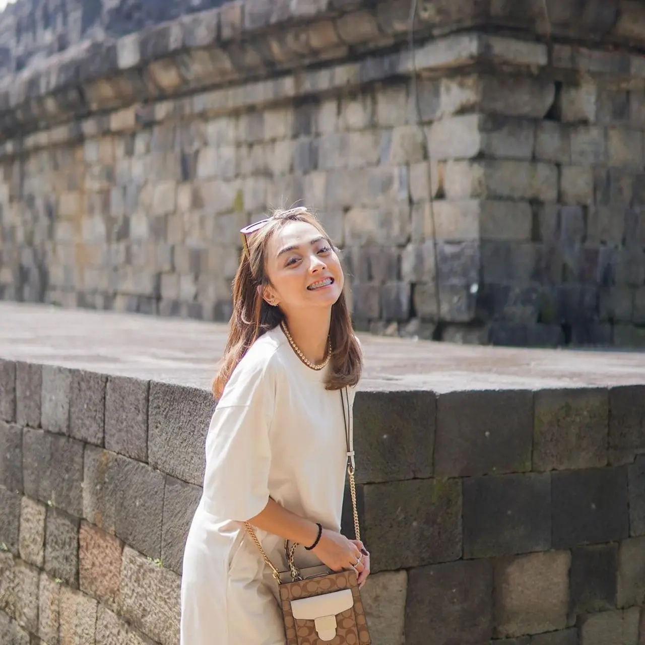 6 Potret Terbaru Azalia Bianda Mantan Kekasih Rizky Febian, Makin ...