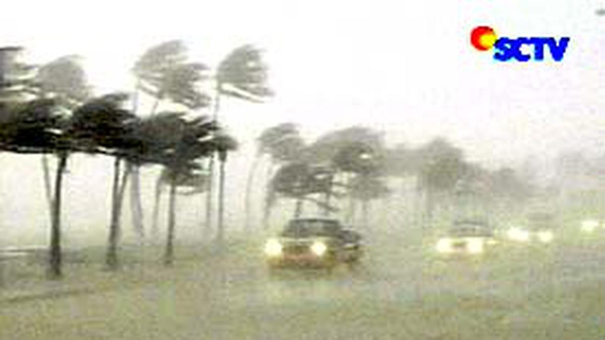 Badai Katrina Menghantam Florida, Dua Tewas - Global Liputan6.com