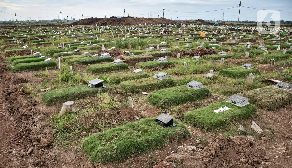 FOTO: Lahan Pemakaman Khusus Covid-19 di TPU Rorotan Capai 25 Hektare ...