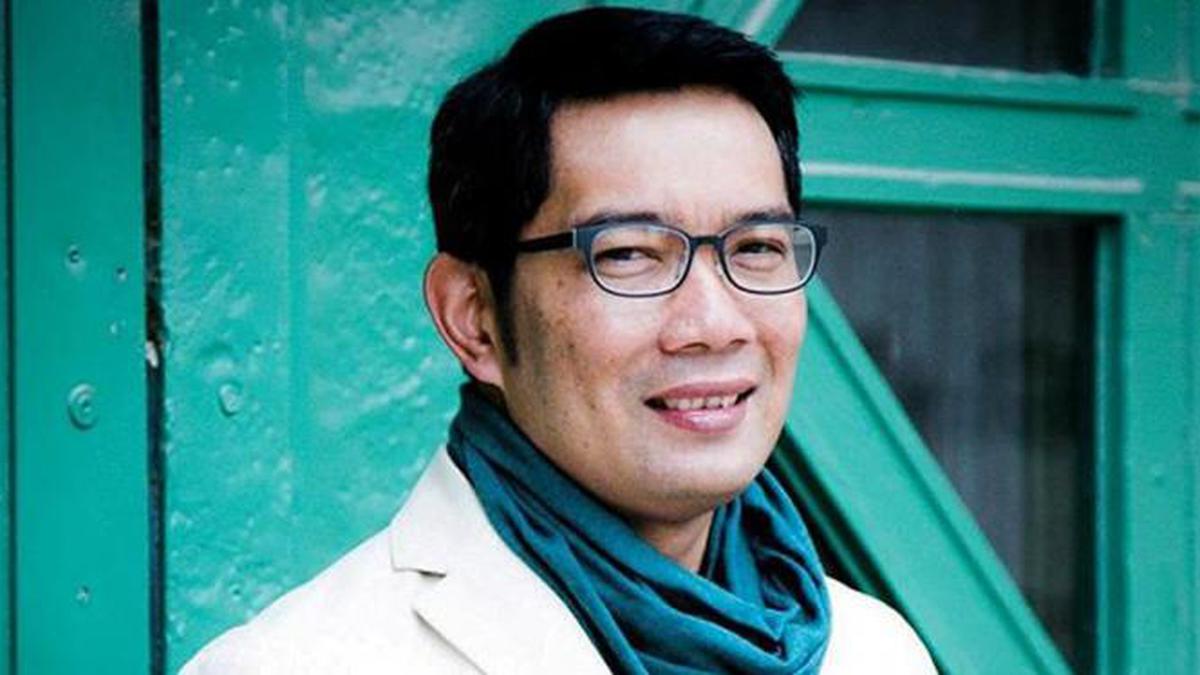 Kebiasaan Cowok Bandung Yang Bikin Cewek Terpana