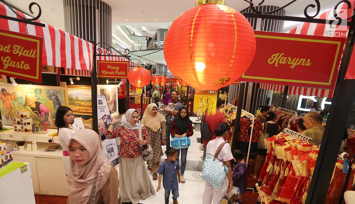 FOTO: Sambut Imlek, Parade Barongsai Hibur Pengunjung Mall - Foto ...