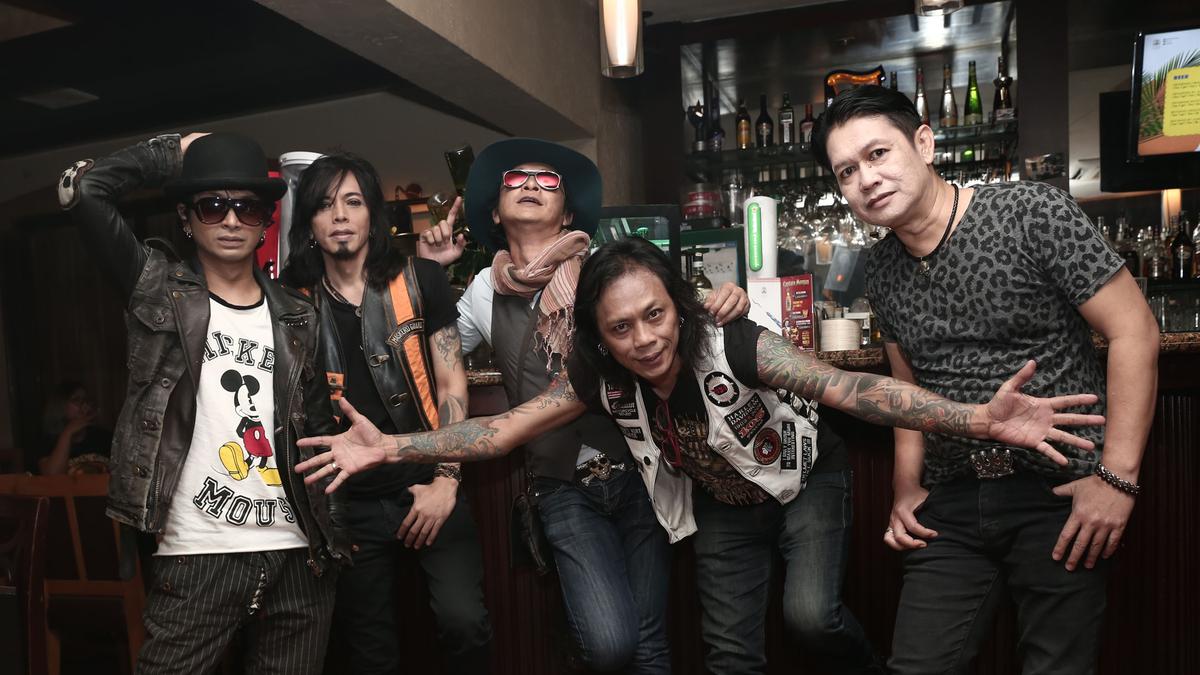 /rif Garap Single Penanda 22 Tahun Berkarier Semalam - Photo Fimela.com