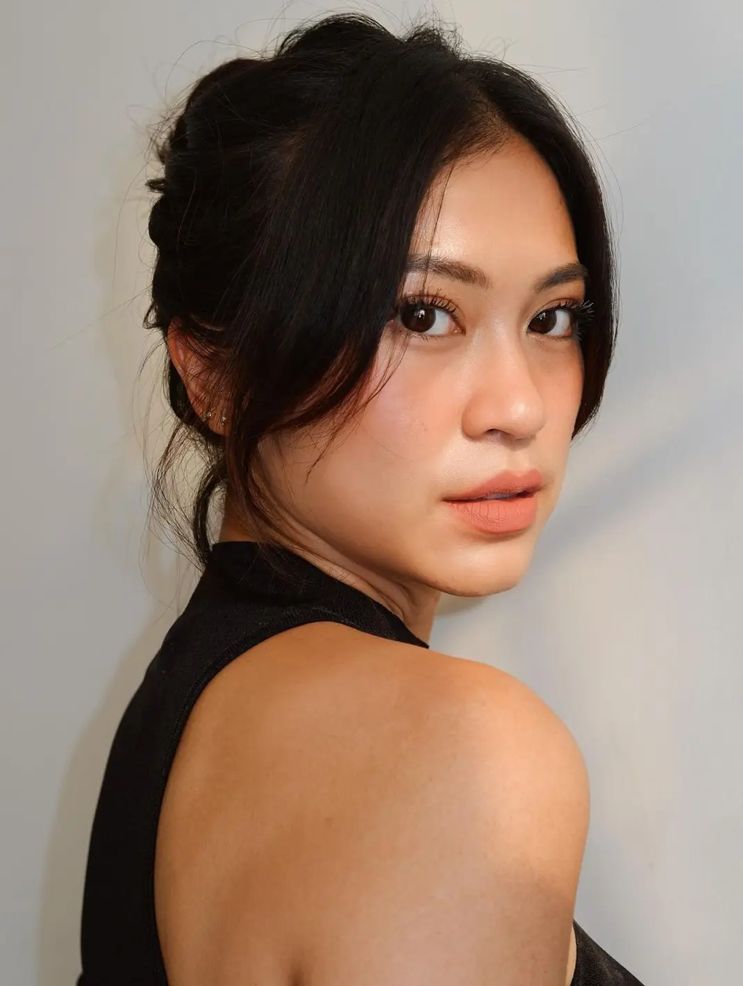 Inspirasi Makeup Simpel Sehari-hari yang Bisa Buatmu Cantik ala Tyna ...