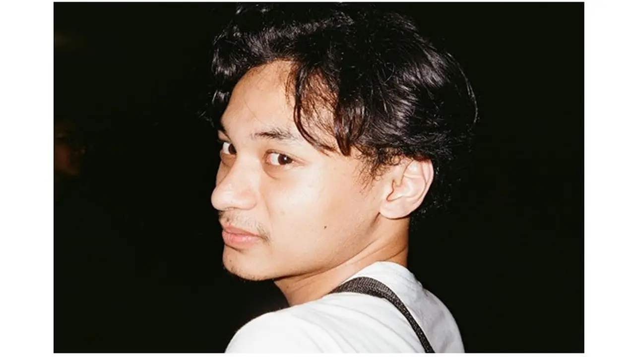 6 Potret Terbaru Yusuf Mahardika, Pemeran Madun di Sinetron Tendangan ...