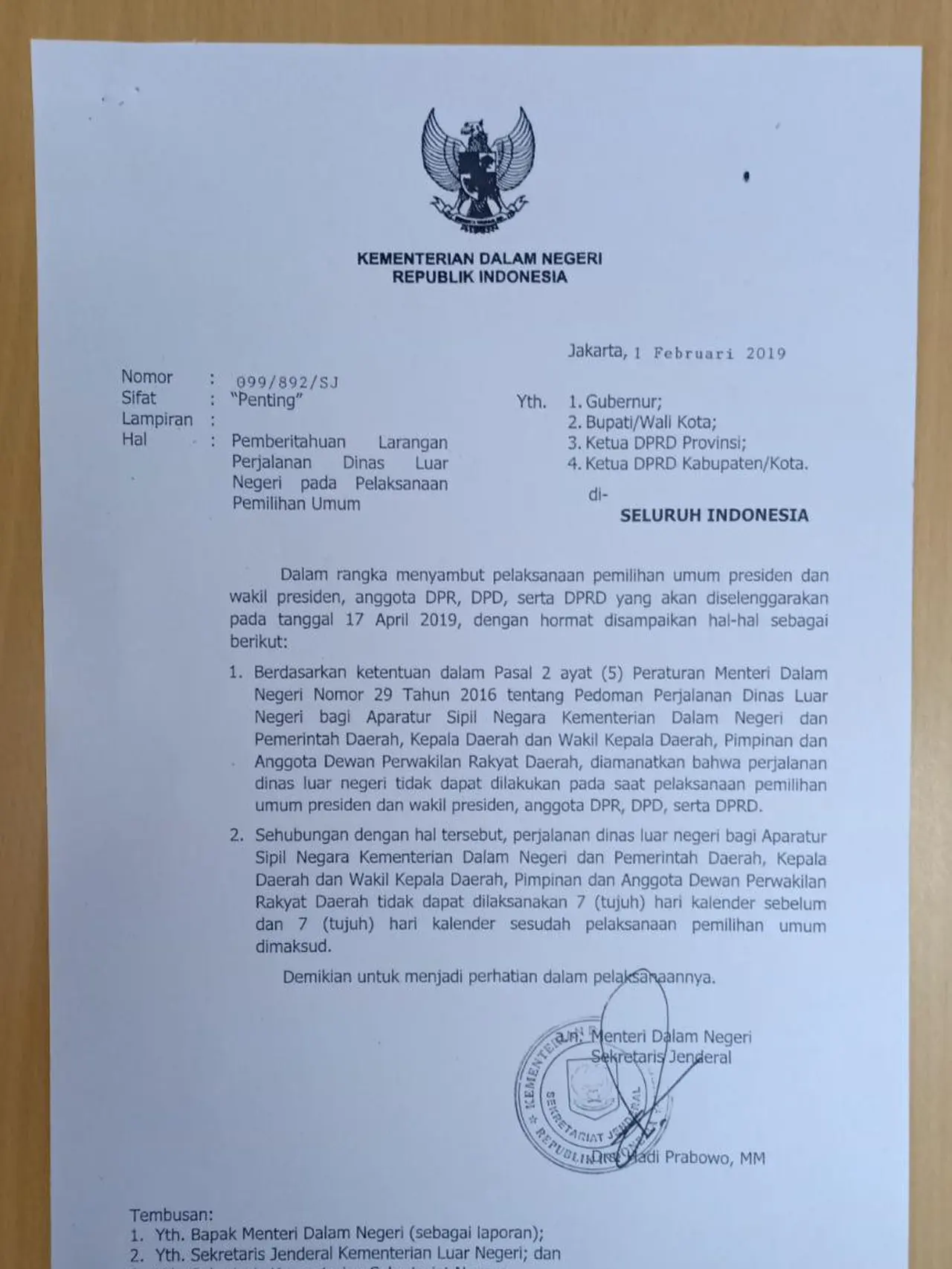 Kemendagri Buat Surat Edaran Larang ASN Lakukan Perjalanan Dinas Saat ...
