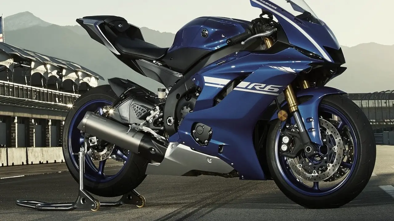 tampil-gahar-berapa-tenaga-yamaha-yzf-r6-2017-otomotif-liputan6