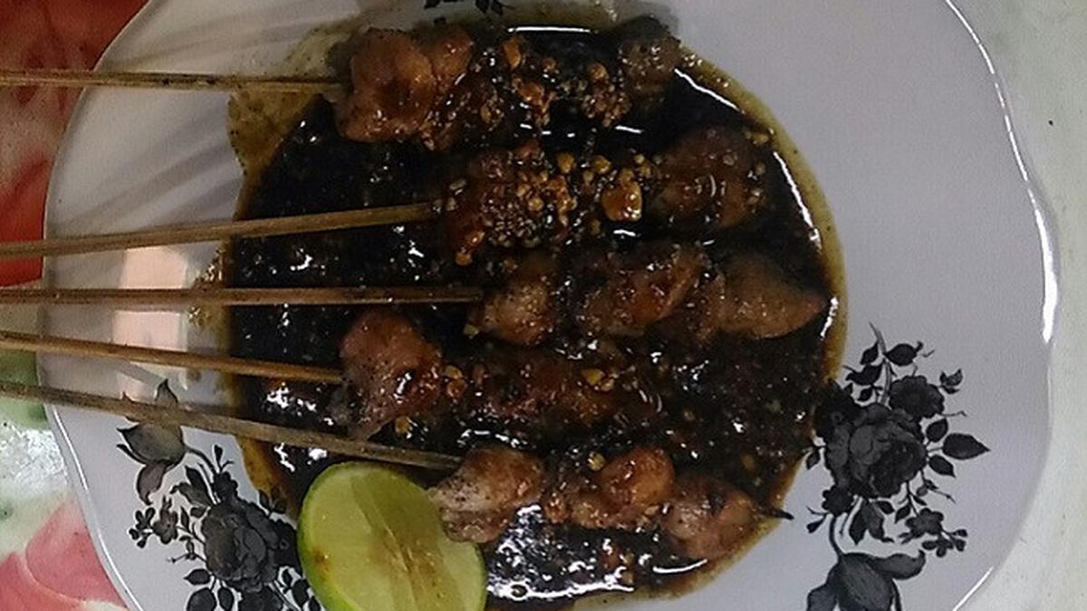 Wajib Tahu, Ini Keunikan Rasa Satai Madura yang Melegenda - Regional ...