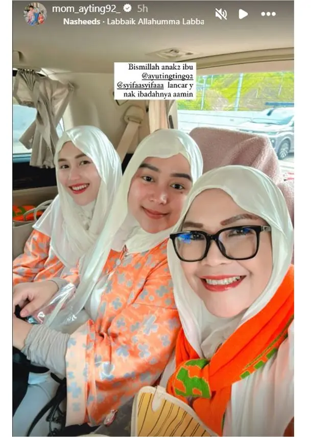 6 Potret Ayu Ting Ting dan Bilqis Berangkat Umrah, Akhir Tahun Bareng Keluarga - Hot Liputan6.com