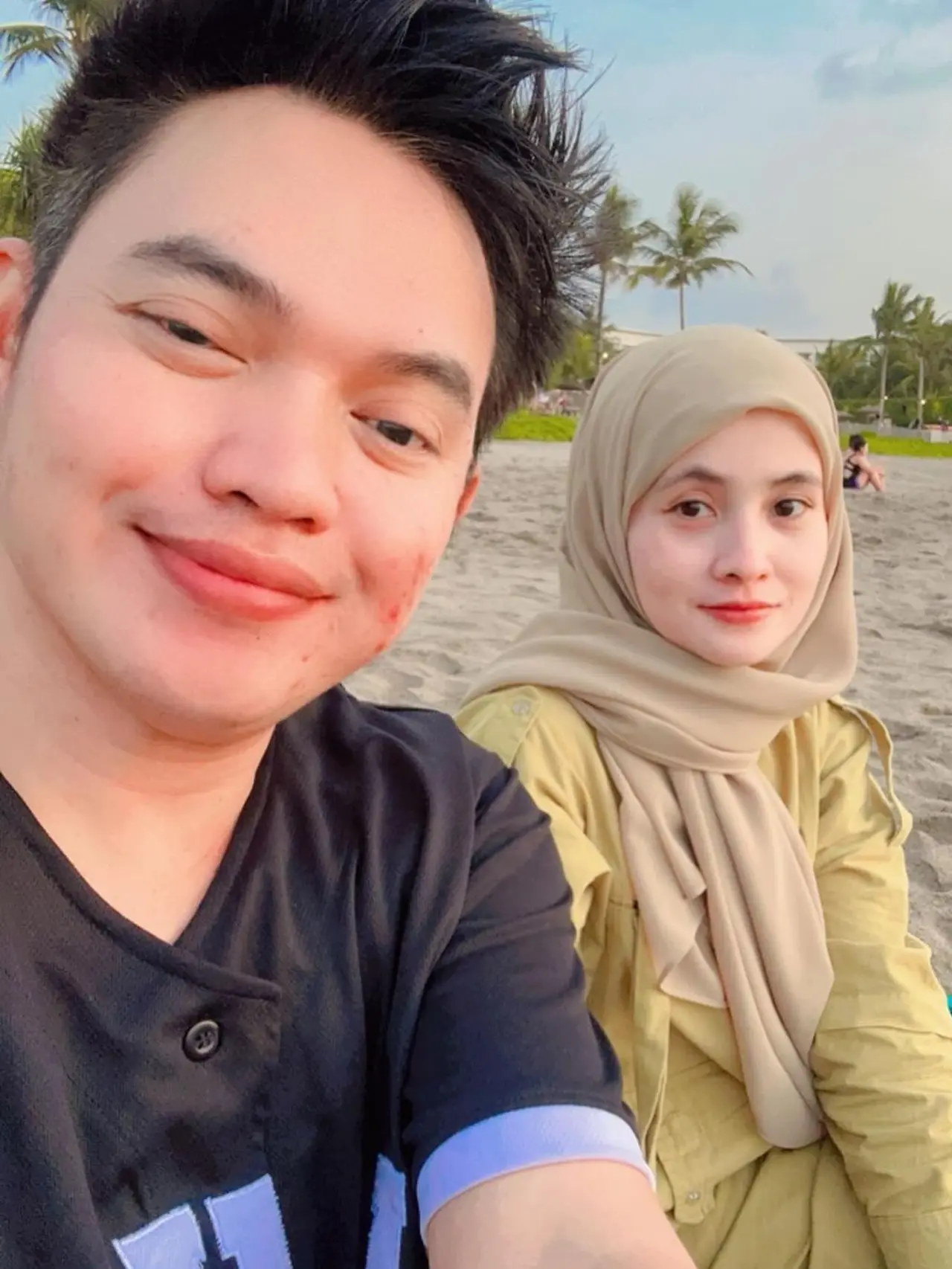 Rujuk Usai 6 Bulan Cerai, 8 Potret Dodhy Kangen Band dan Ayu Rizki ...