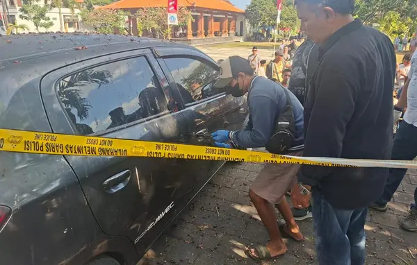 6 Tokoh Penting Film Lebih Dari Selamanya Dibintangi Donny Alamsyah, Shareefa Daanish Jadi Hantu ...