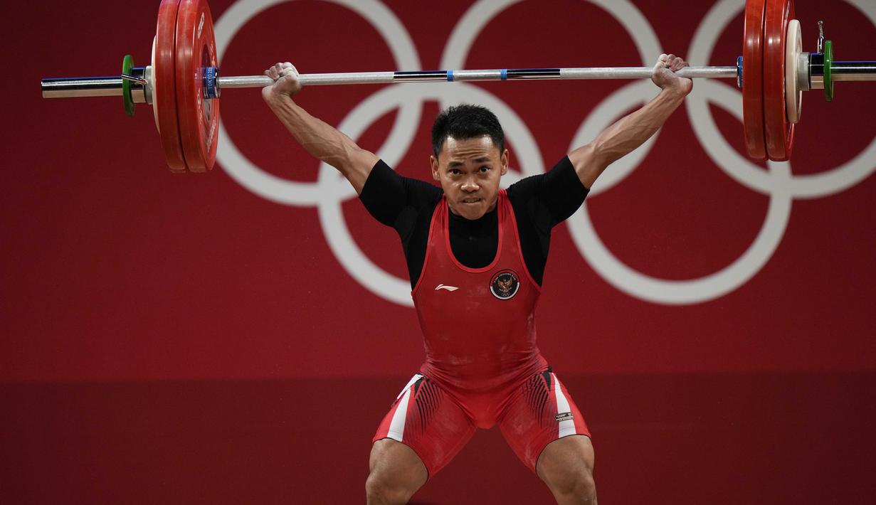 FOTO: Perjuangan Eko Yuli Irawan Beri Medali Kedua Indonesia di ...