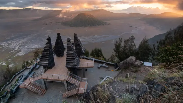 13 Destinasi Wisata di Jawa Timur untuk Liburan Akhir Tahun Seru dan Tak Terlupakan - Lifestyle ...