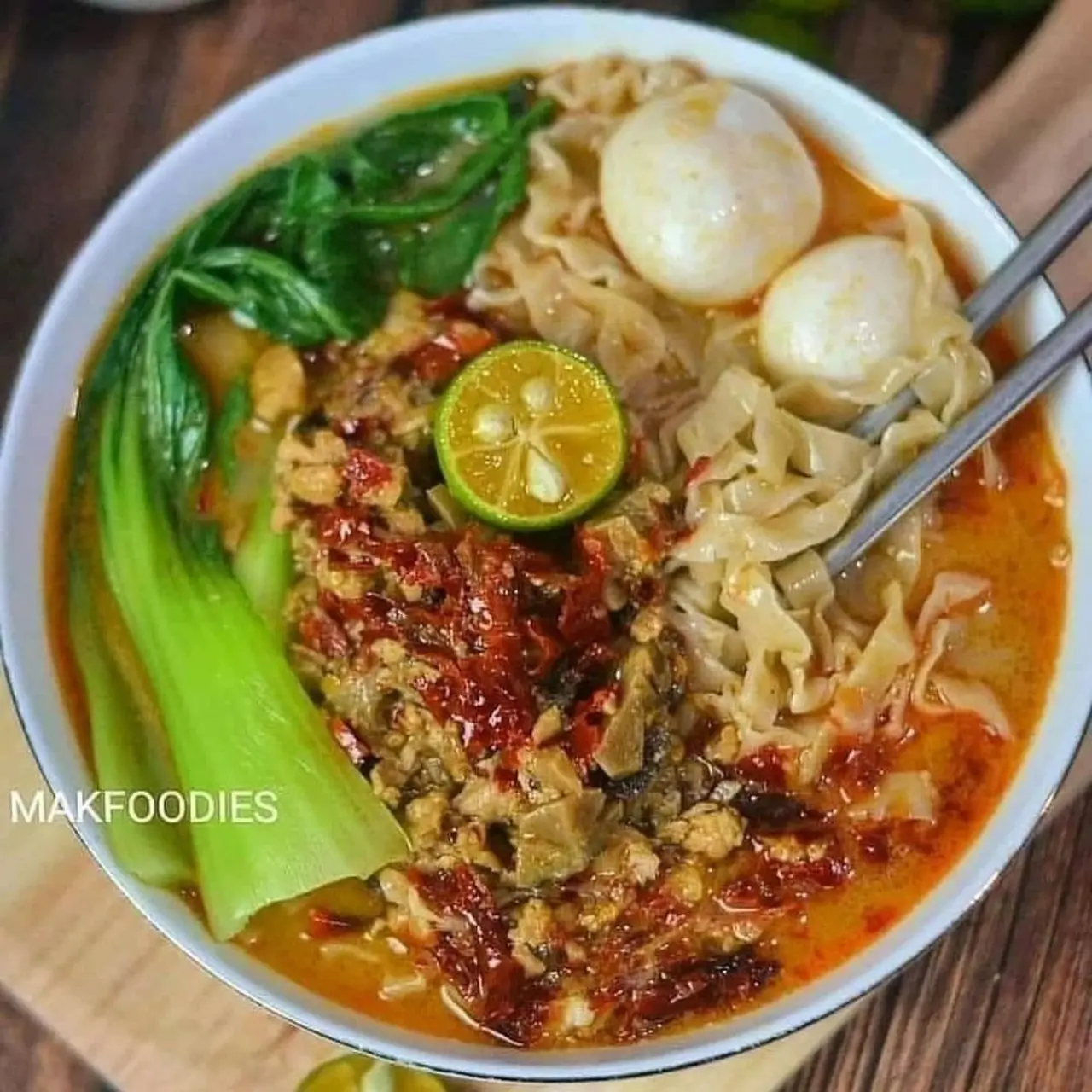 9 Resep Mie Ayam Kekinian yang Lezat, Lengkap Bumbu dan Cara Membuatnya ...