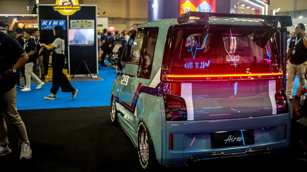 Mencari Inspirasi Modifikasi Mobil Listrik di IMX 2023 - Otomotif ...