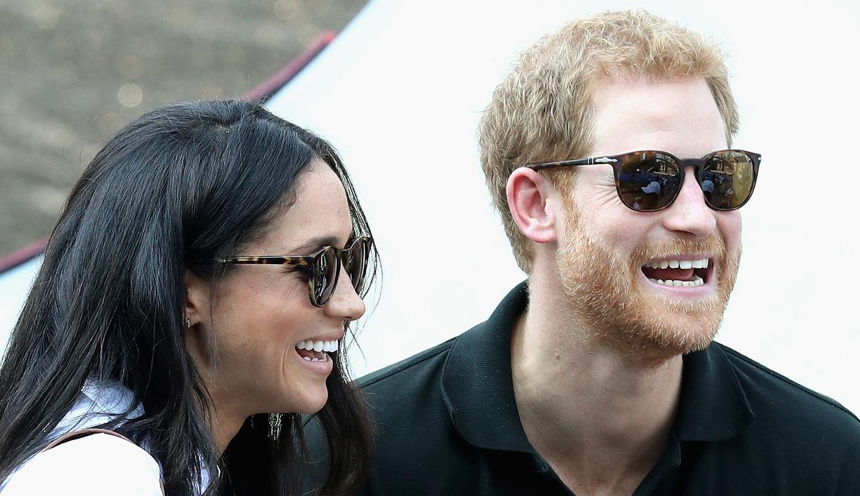 Photo Meghan Markle Janda Cantik Calon Istri Pangeran Harry Foto