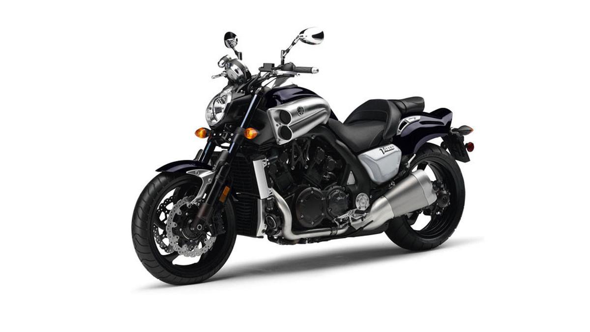 Mengenang Keunikan Yamaha VMAX, Motor Cruiser Bertenaga Buas yang Tutup ...