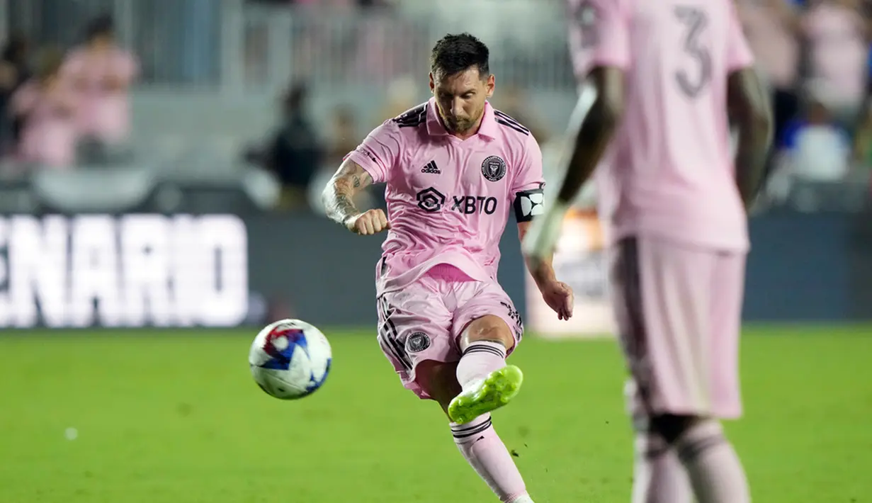 Debut, Lionel Messi Cetak Gol Kemenangan untuk Inter Miami - Foto ...