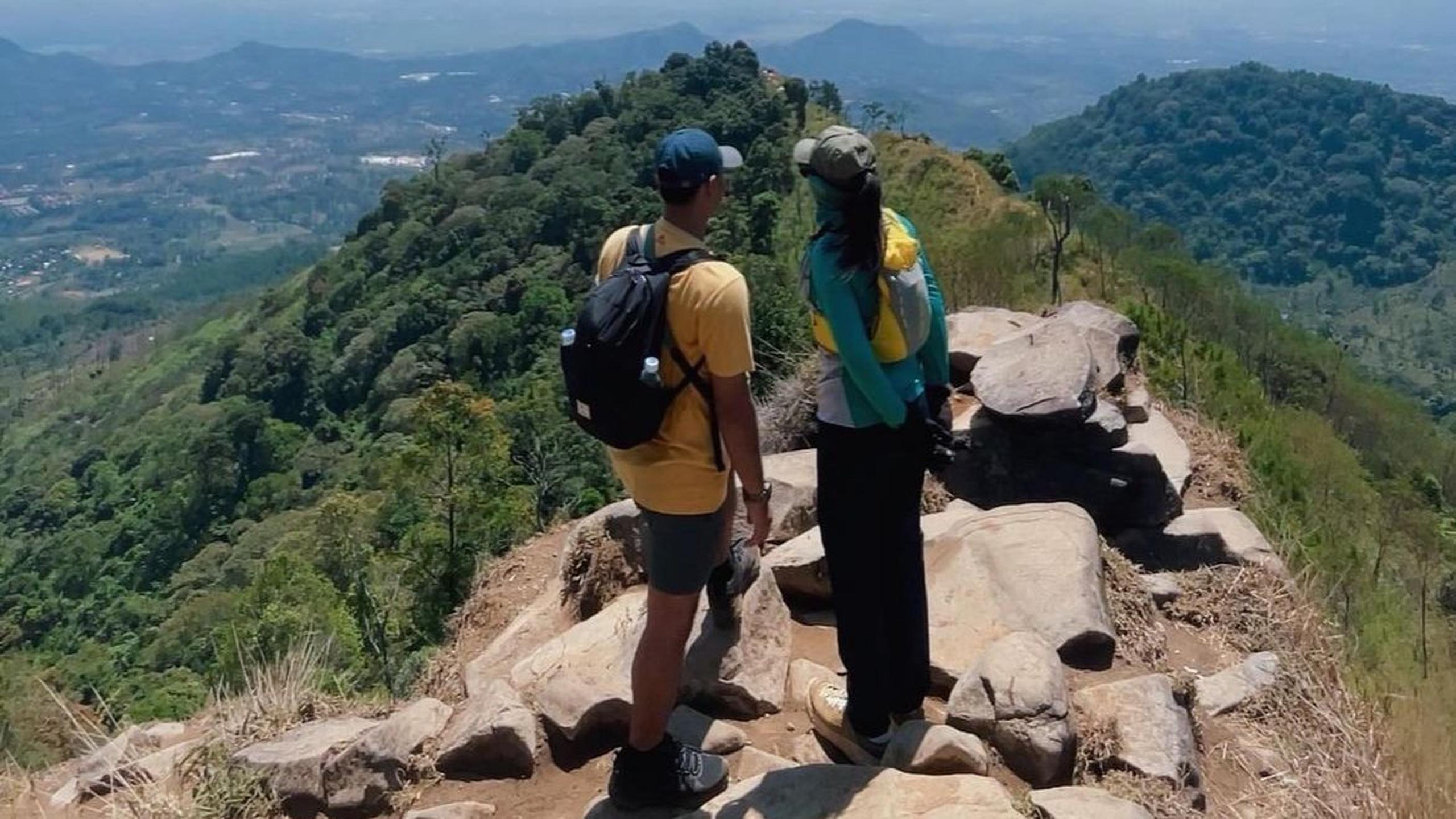 6 Fakta Menarik Gunung Puntang di Bandung, Dulunya Jadi Lokasi Stasiun ...