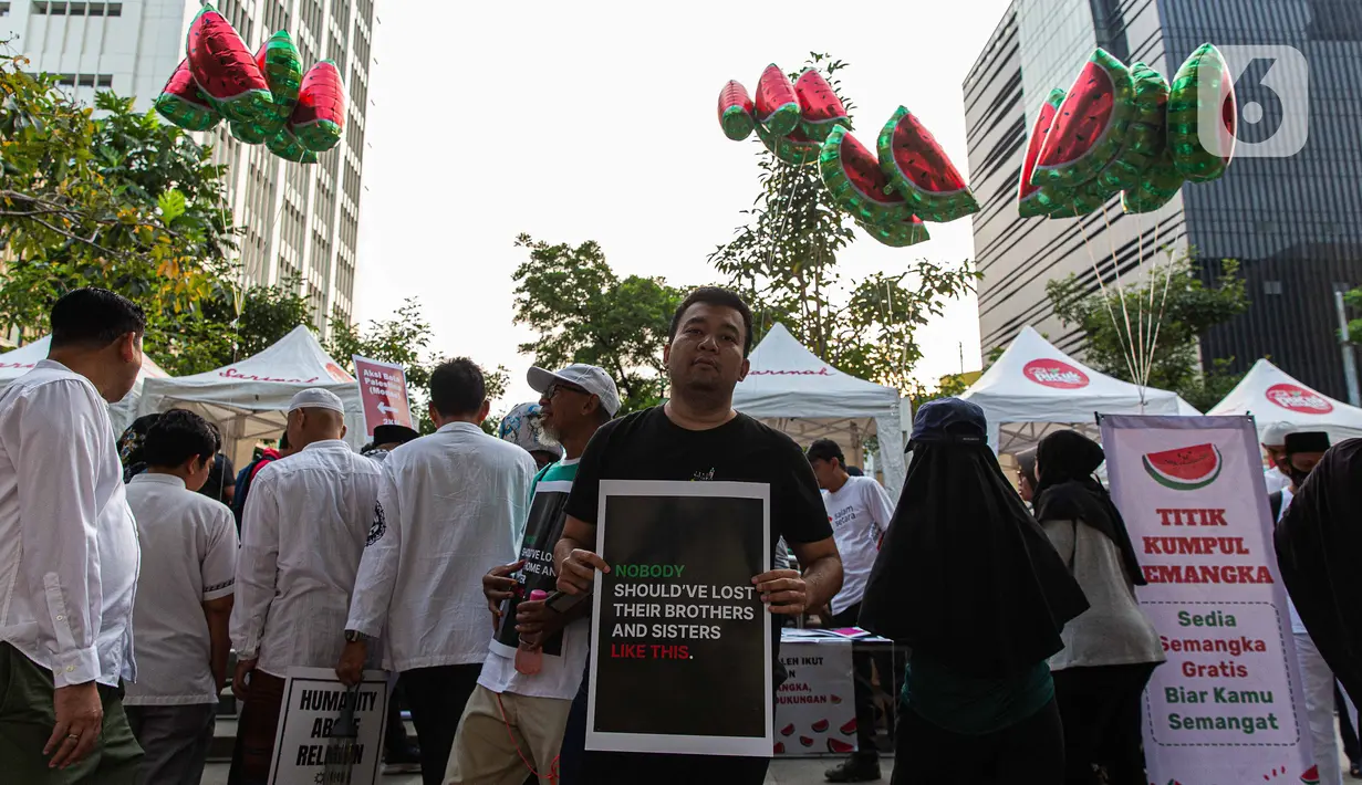 Bagi Semangka Sebagai Bentuk Bela Palestina - Foto Liputan6.com