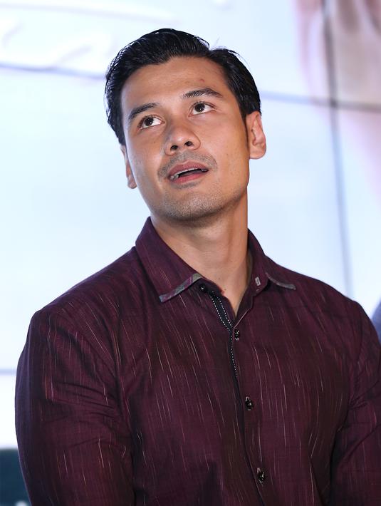Chicco Jericho Rela Tak Mandi Demi Jalani Peran Tukang Pos - Photo ...