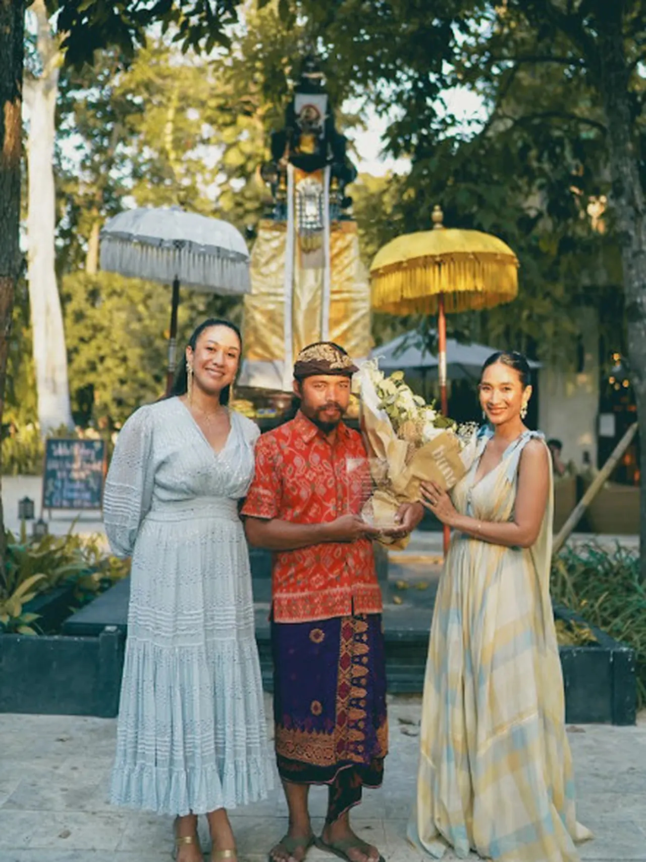 TULOLA Rayakan A Journey Within, 15 Years of Design - Fashion Fimela.com