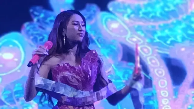 Icha Yang Kini Serius Usung Genre Pop Mandarin, Berbuah Sambutan Riuh ...