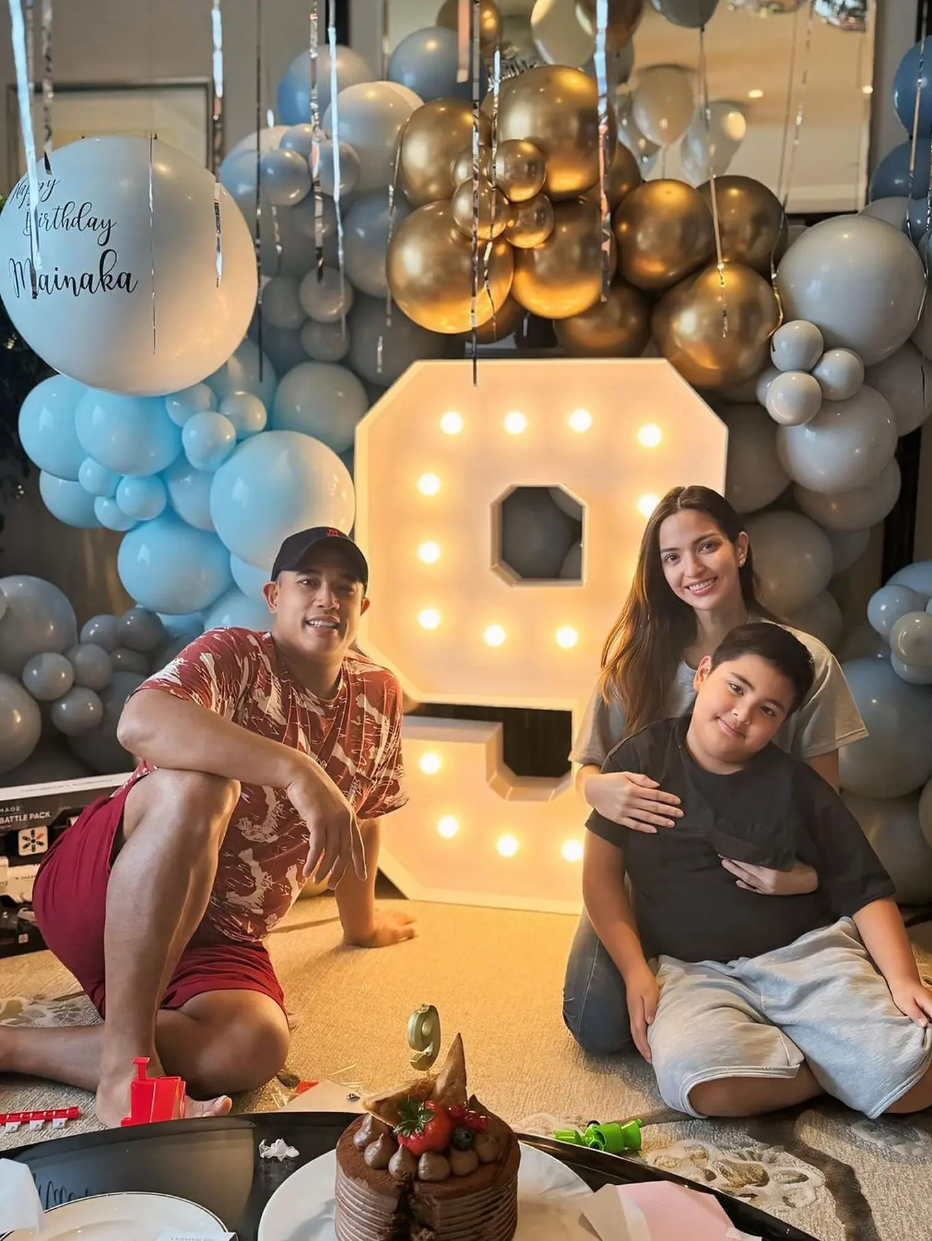 Potret Cantik Nia Ramadhani dengan Bare Face Rayakan Ultah Mainaka di ...