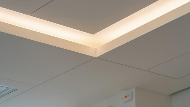 8 Model Plafon PVC Modern Terbaru 2025, Bikin Interior Rumah Terlihat Mewah