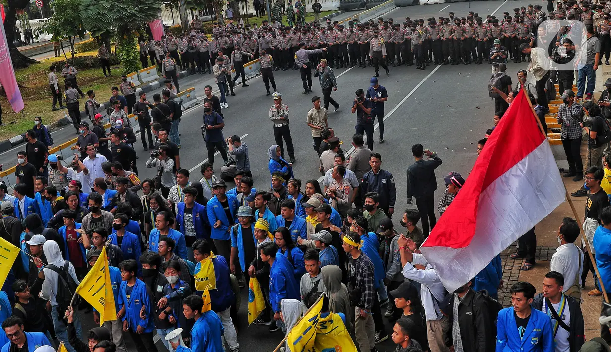 Demo Tolak Kenaikan Harga BBM Berujung Ricuh - Foto Liputan6.com