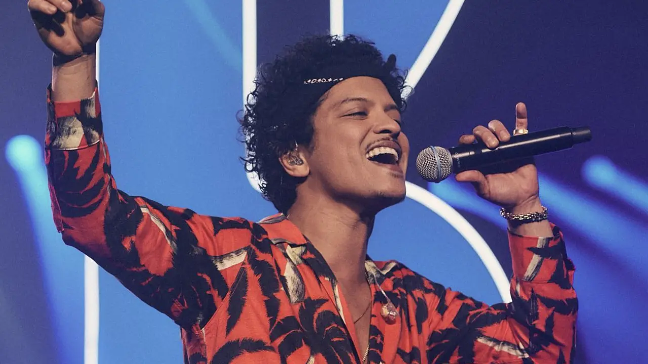 Outfit Estetika Retro Modern ala Bruno Mars yang Bisa Jadi Inspirasi ...