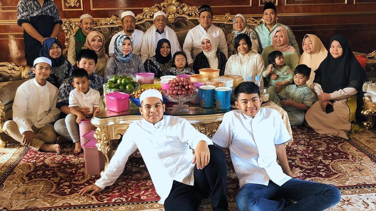 Sumber Kekayaan Haji Isam, Mantan Sopir Truk yang Beli Pesawat Boeing ...