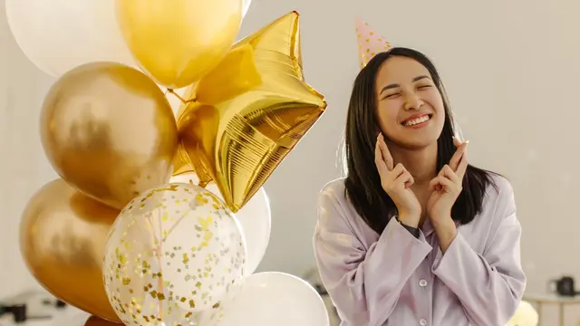 35 Contoh Ucapan Ulang Tahun untuk Diri Sendiri Singkat Aesthetic - Ragam Bola.com