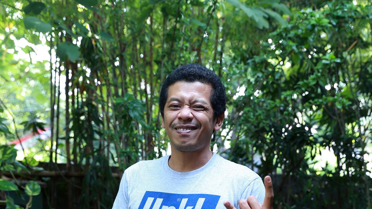 Tips Usir Bau Kabin Tak Sedap ala Edi Brokoli - Otomotif Liputan6.com