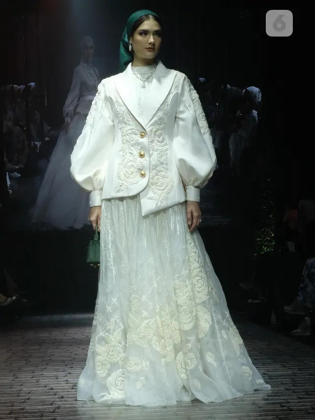 Rose and Beyond, Ayu Dyah Andari Peragakan Koleksi Modest Fashion yang ...