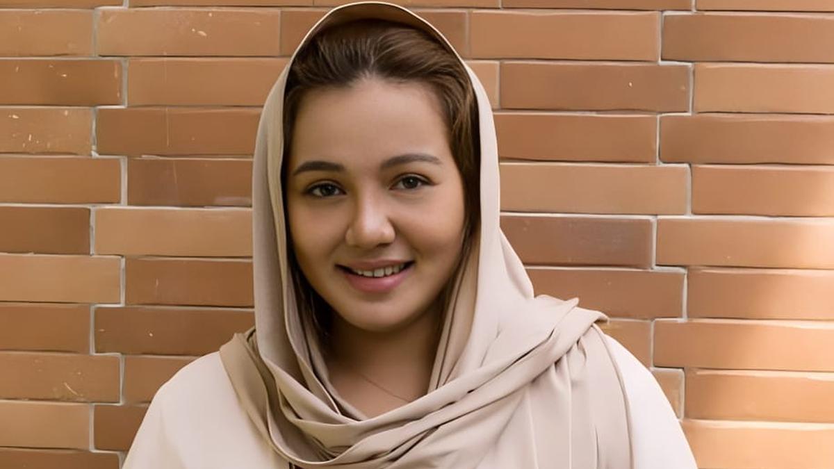 Mawar Butterfly Berbagi Makanan Berbuka Kepada Pengemudi Ojek Online ...