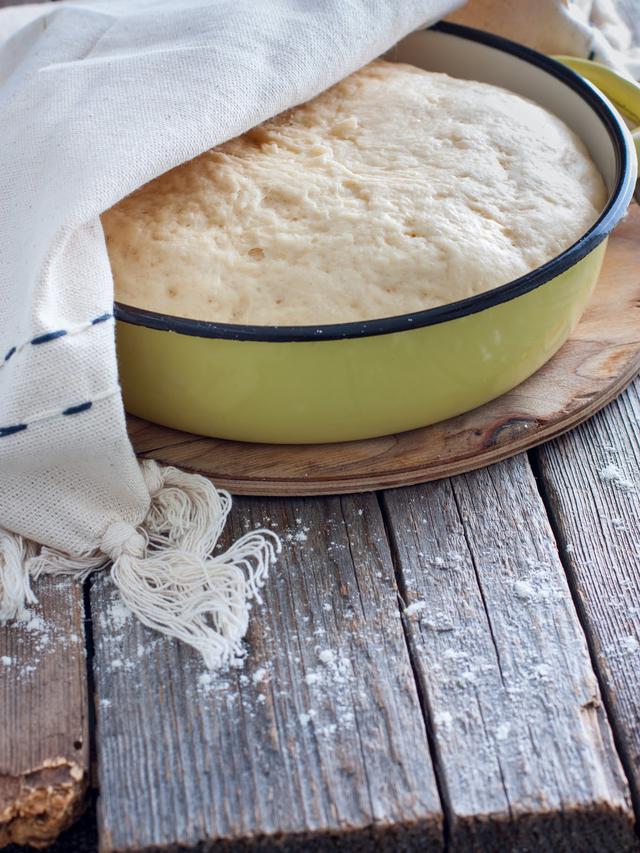 5 Cara Memakai Ragi Instan untuk Membuat Adonan Mengembang - Food ...