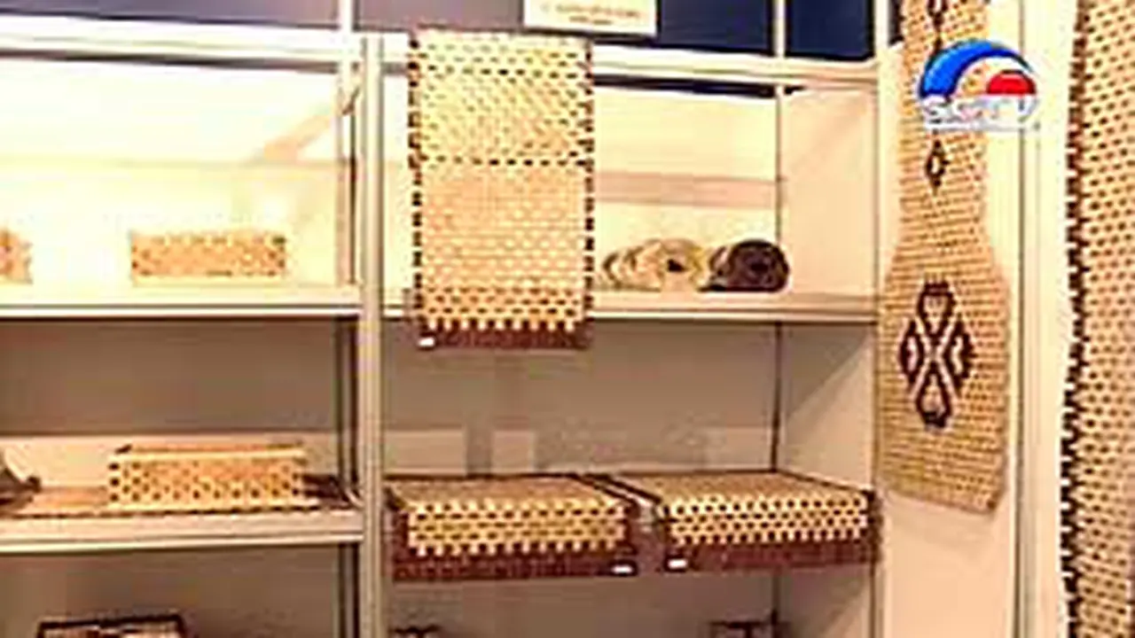 Kerajinan Kayu Ramin Beromzet Puluhan Juta Rupiah - News Liputan6.com