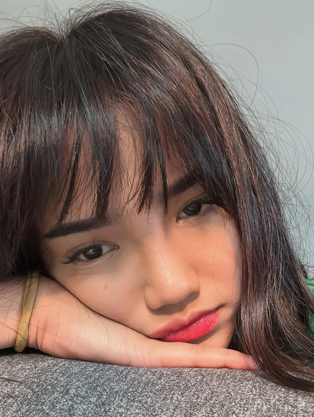 9 Potret Terbaru Fuji yang Dipuji Makin Cantik Sekarang, Flashback ...