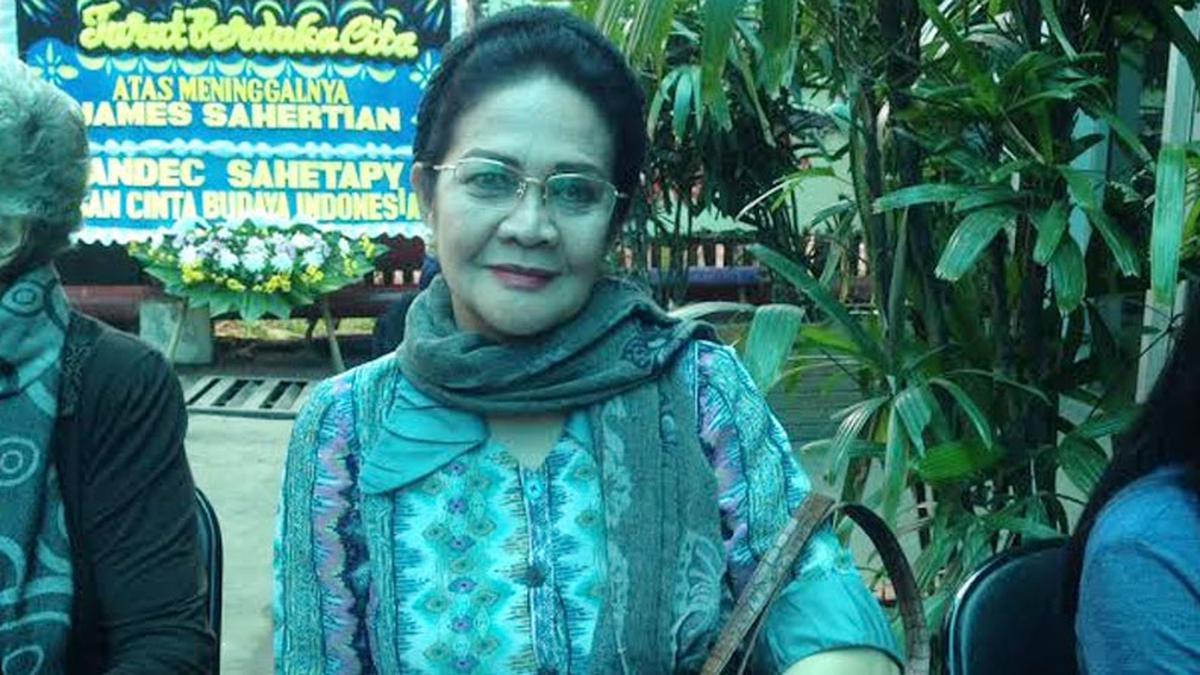 Rina Hasyim: Saya Tidak Pernah Tahu James Sahertian Sakit - ShowBiz ...